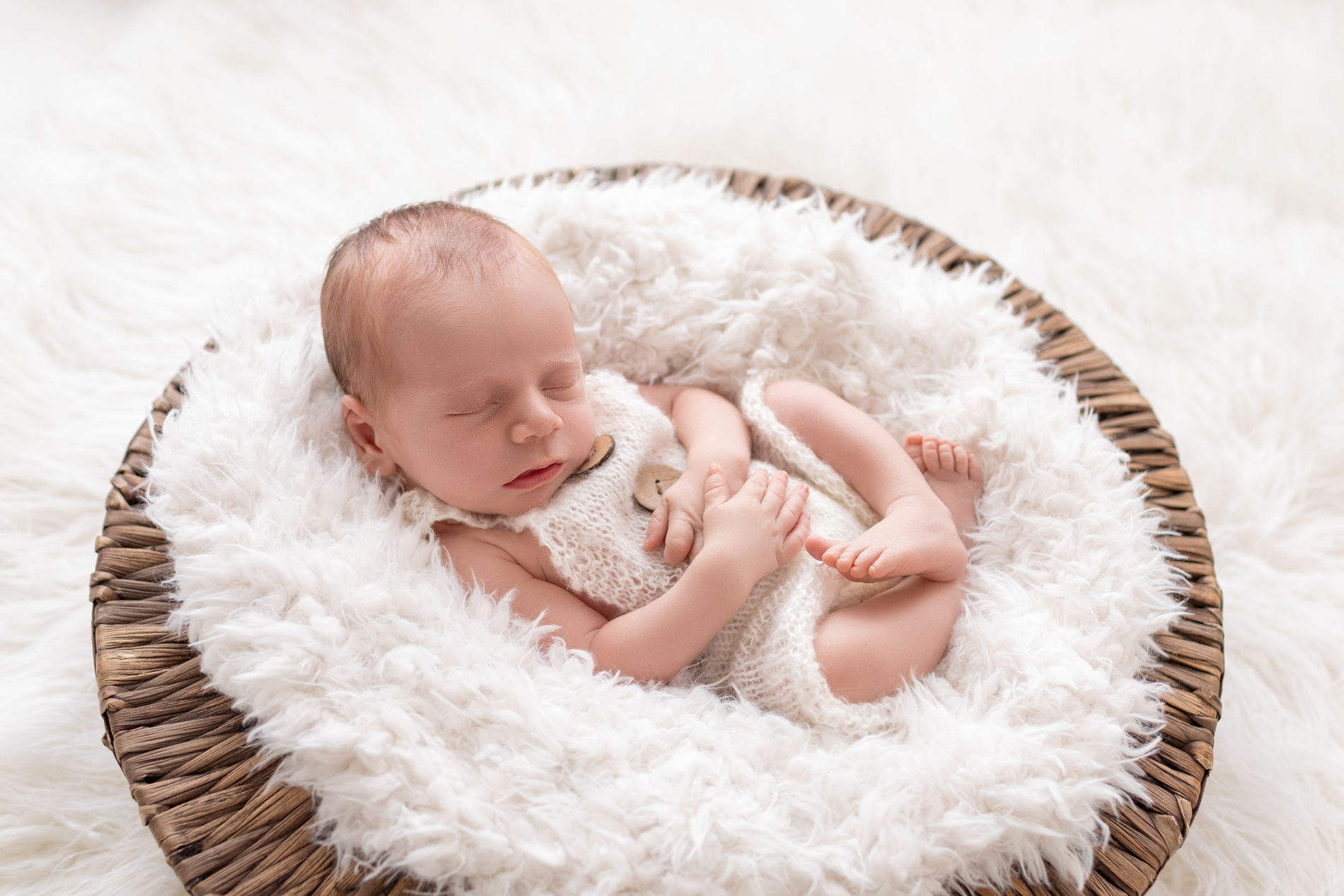 Sweet Beginnings | Baby Peyton's Newborn Photo Session - Andrea ...
