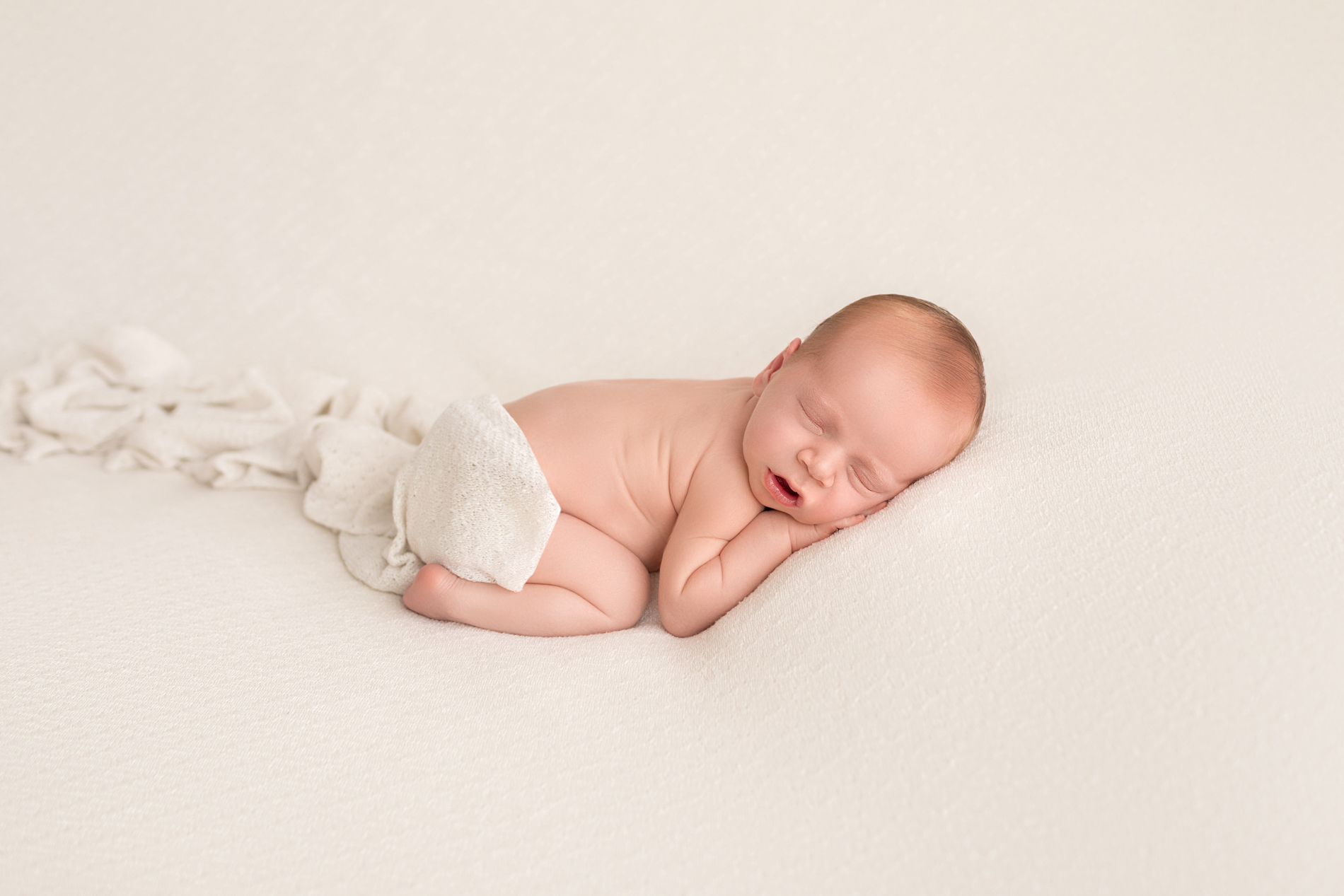 Sweet Beginnings | Baby Peyton's Newborn Photo Session - Andrea ...